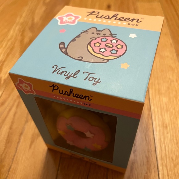 Pusheen | Other | Pusheen Box 22 Rare Collectors Item Pusheen Figurine ...